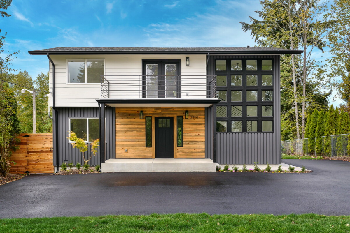 Reclaimed Siding Shapes Seattle's Green Building Scene